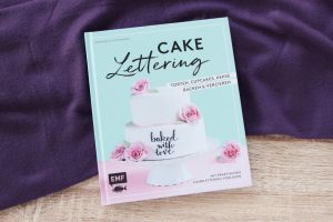 Cook Bake Book - Cake Lettering – Stephanie Juliette Rinner